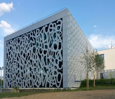Transform Your Building with a Modern Facade Design using Aluminium ...
